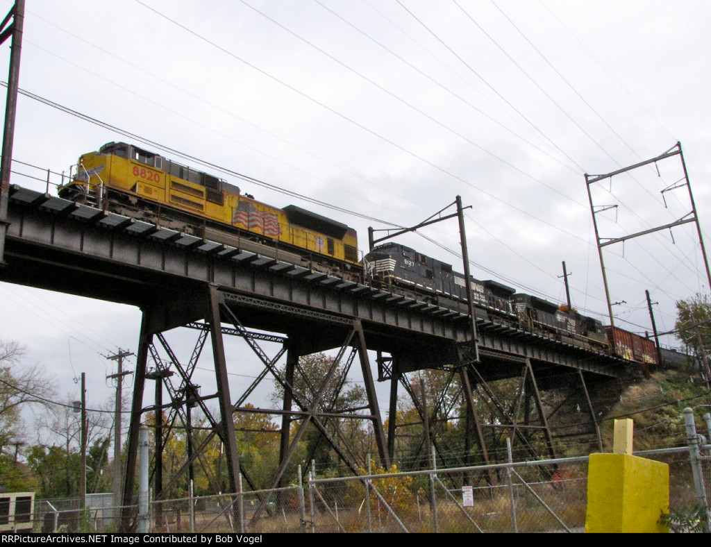 UP 8820; NS 9127 and 1153